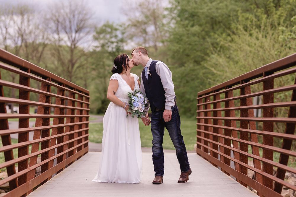 Justin & Morgan | Brady's Run Wedding