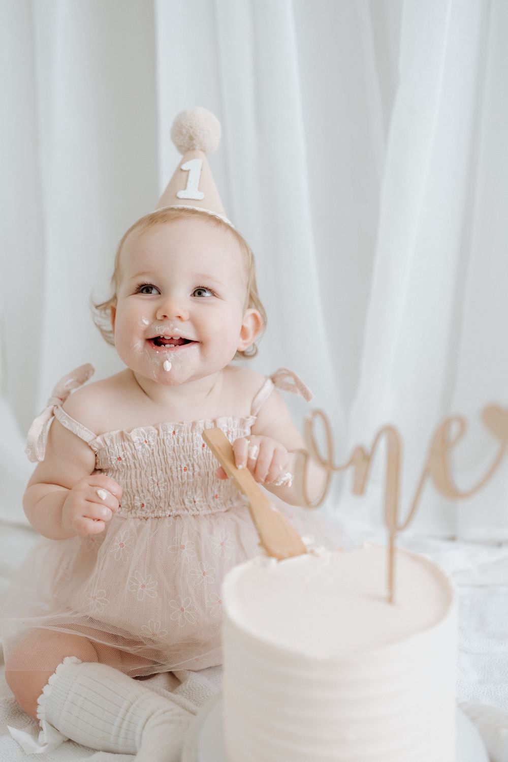 How to prepare for babies first birthday cake smash! - Ashleigh May ...