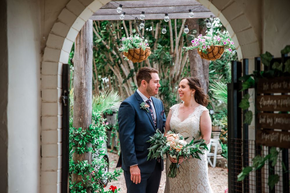 David & Jenn - Photographs By Zanti