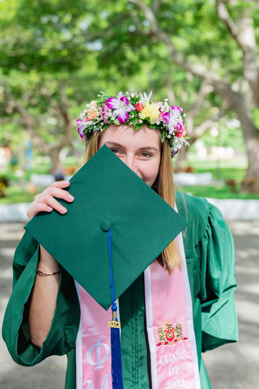 university of hawaii graduate photo session - studio 3511 photography