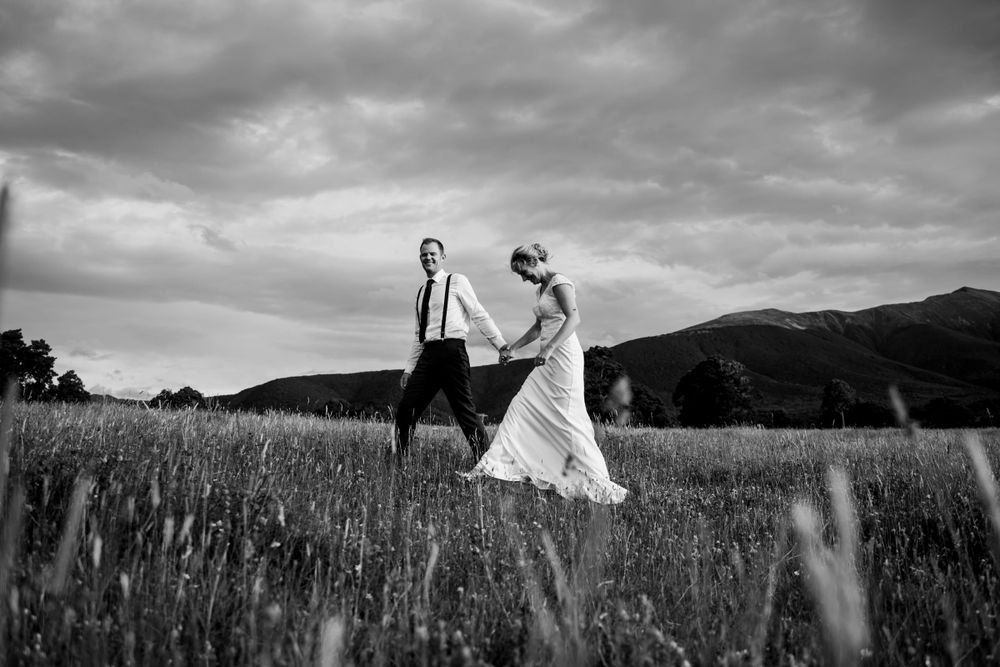 CLAIRE + HEATH'S STUNNING ST ARNAUD WEDDING IN NELSON LAKES - Velvet ...