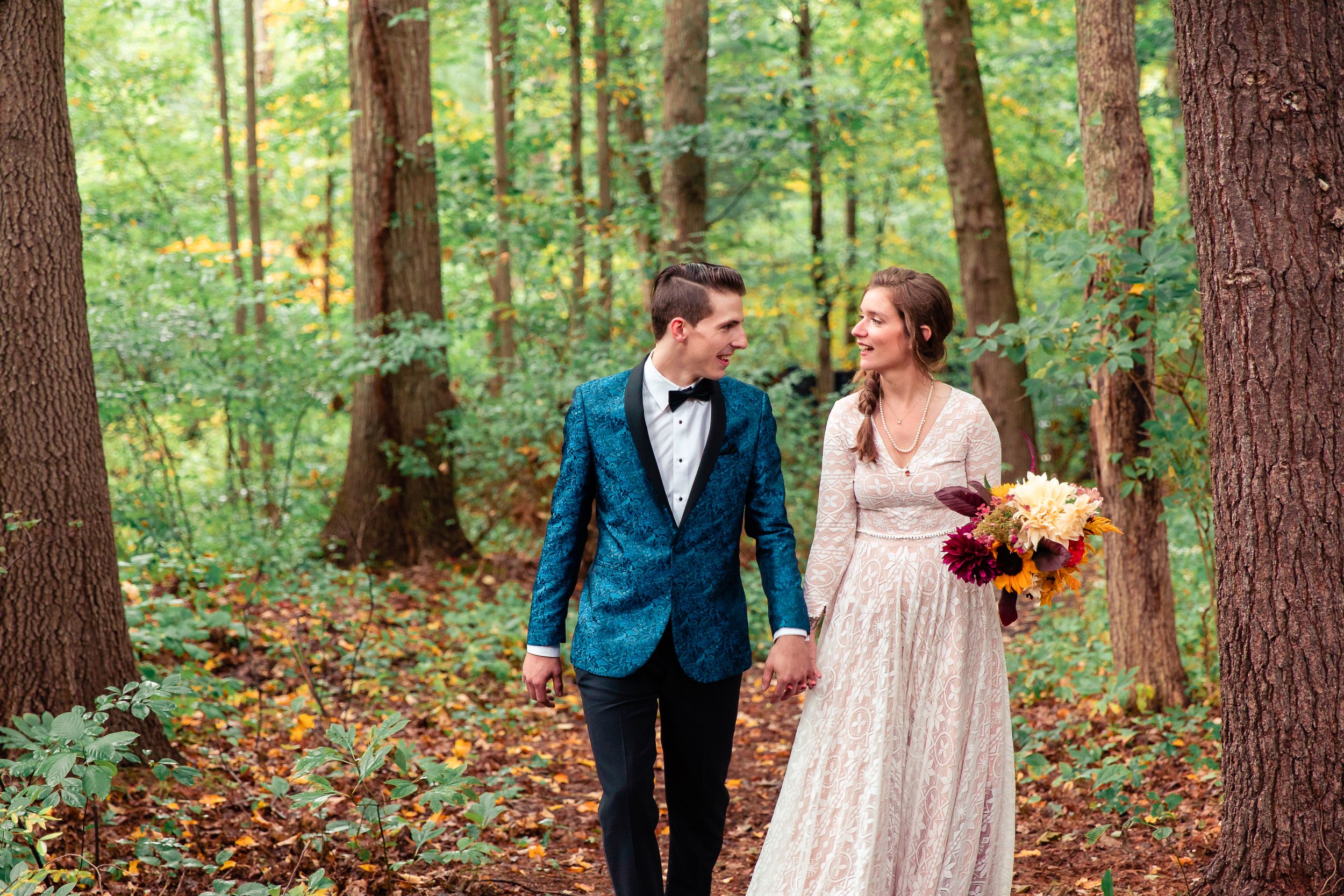 Stephanie + Peter | October Backyard Wedding - Amanda Bee Photography