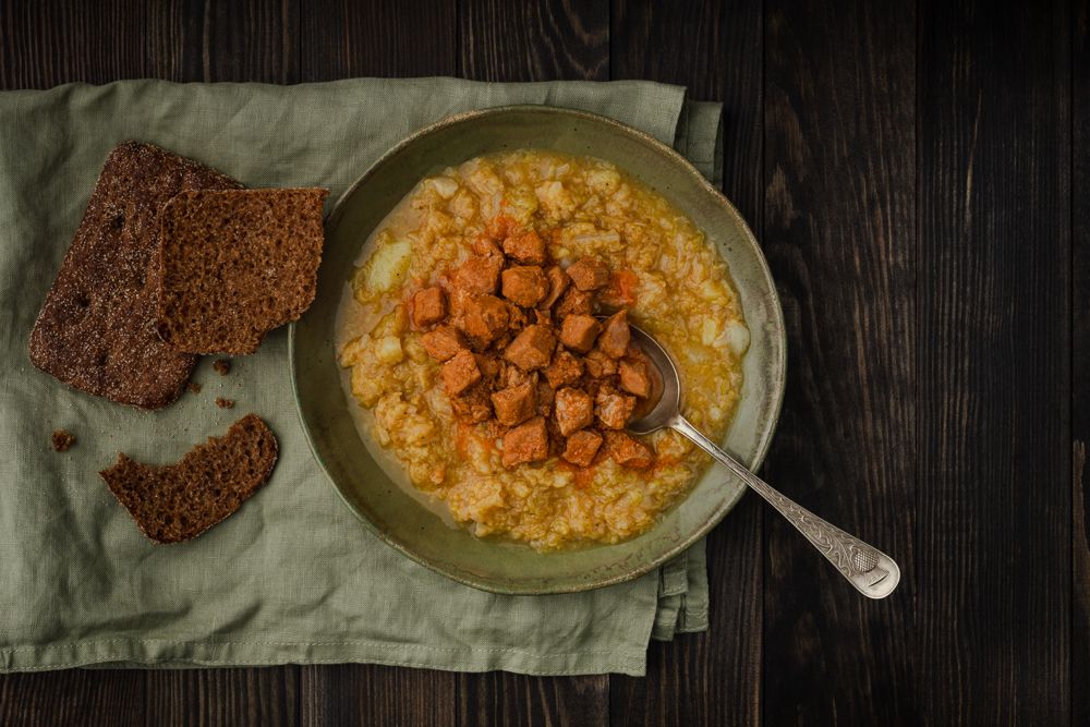 Kelkáposzta Főzelék - Savoy Cabbage Stew - Three Pod Studio