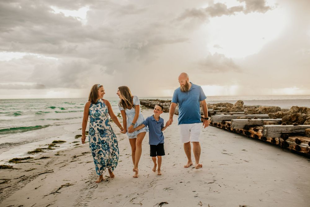 The Endicott Family // Bradenton Anna Maria Island Florida Photographer ...