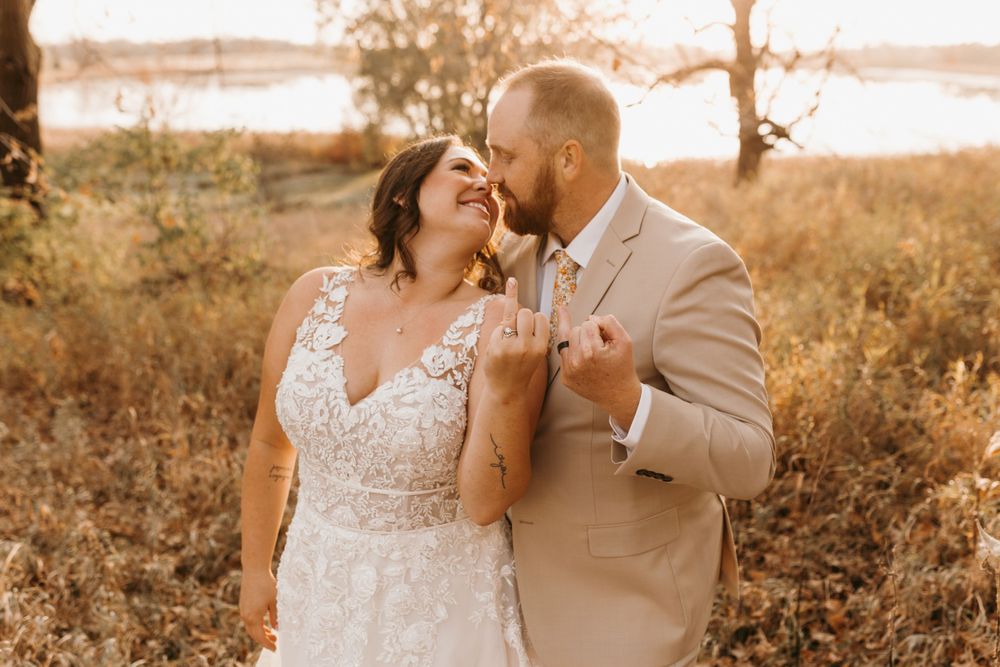 Rheannon + David Wedding - Devyn Lempke Photography