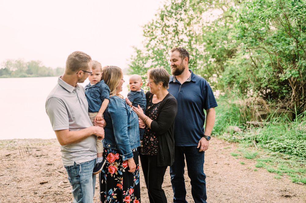 Waterford Ponds Family Session - Olive Shoots Photography