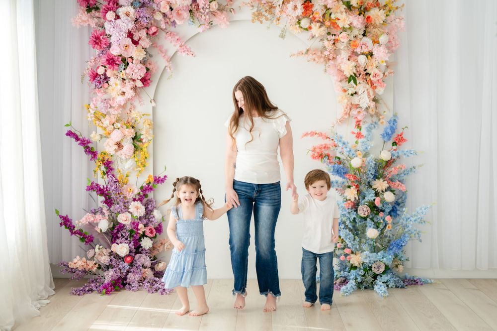 2025 Motherhood Minis - Laura Pulliam Photography