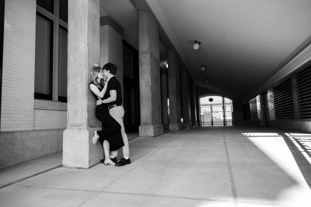 Why the Utah State Capitol is the Perfect Backdrop for Romantic Couple ...