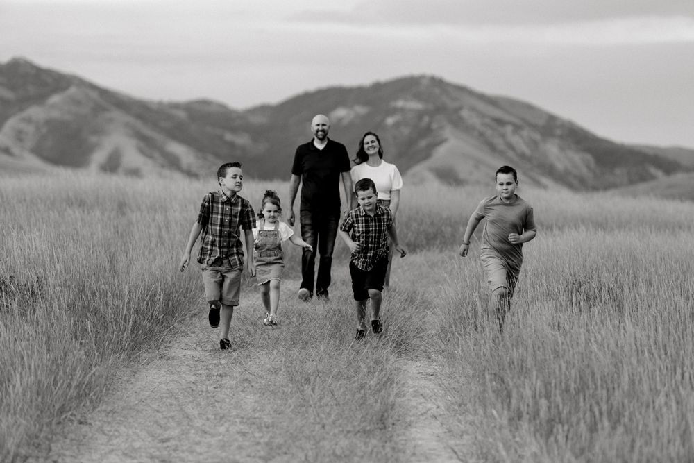 Macfarlane Family | Logan, UT Photographer - Aubrey Gillespie Photography