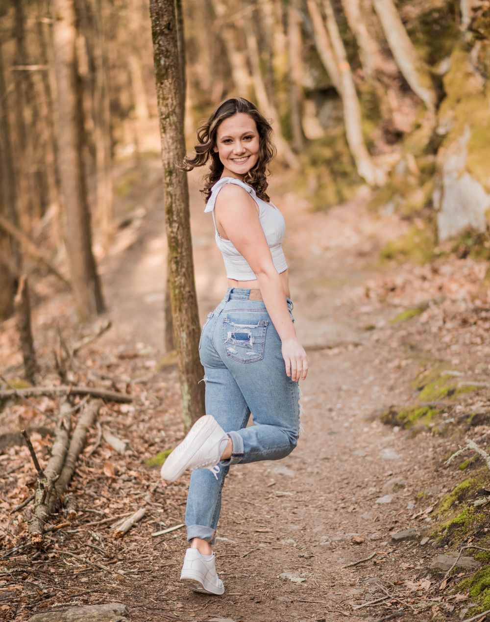 Best Individual Poses for High School Seniors - Liv D Photography