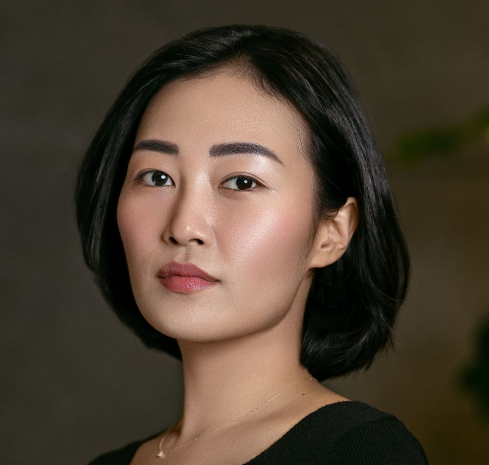 Hiring A Headshot Photographer - Devin Mickens Washington D.C best ...