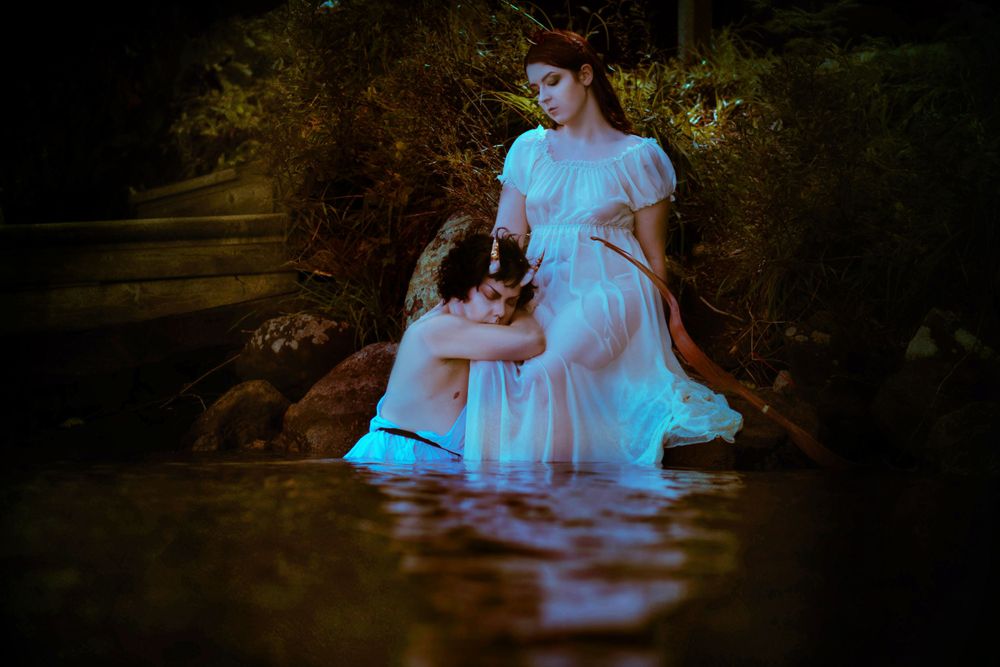 Moonbathing for Gothesque Magazine - Heavenly Visuals