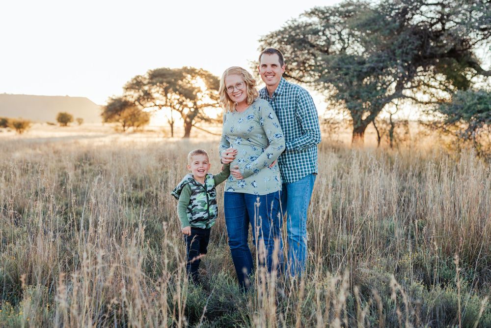 The Louw Family | Sunset Maternity Session | Kimberley - Christine Joy ...