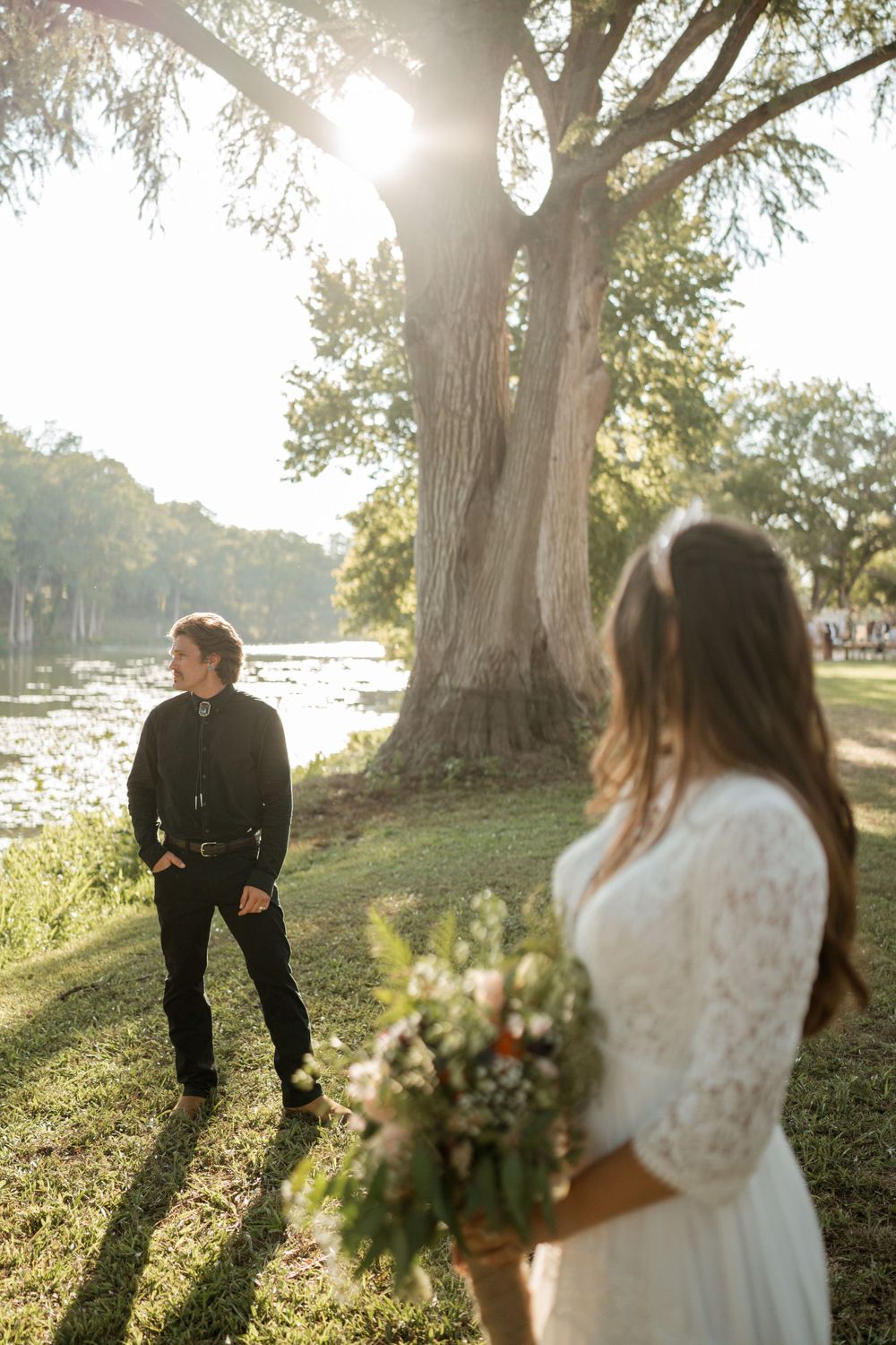 Capturing Dreams Around the US: The Benefits of Hiring a Travel Wedding ...