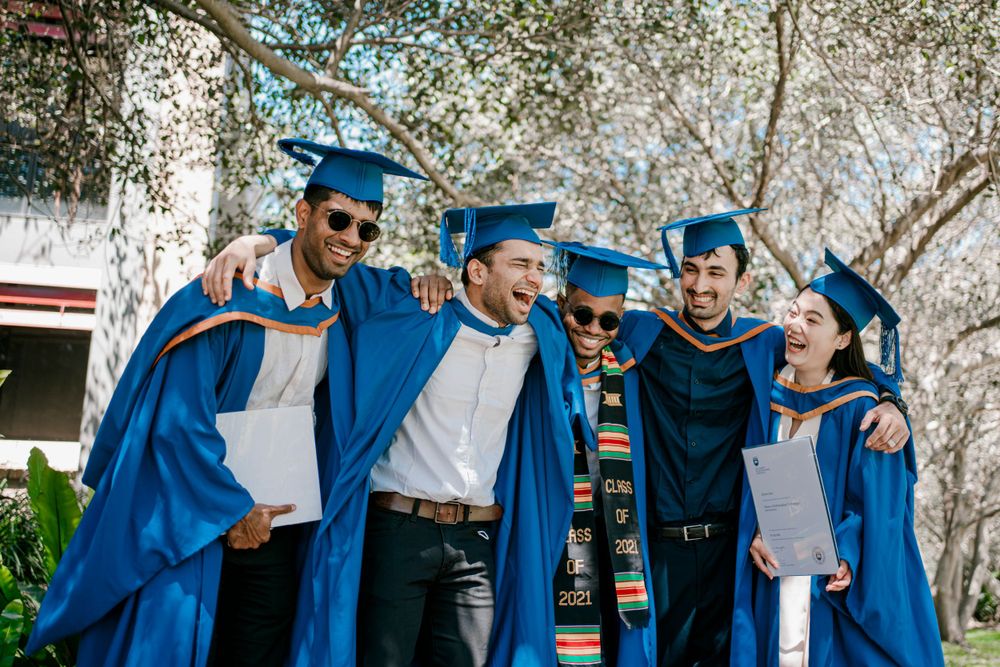 Graduation Photography in University of Wollongong - Purple Bird Photo ...