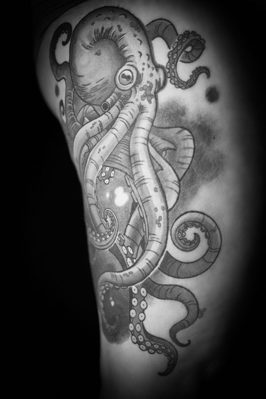 Tattoo Artist and Photography - Mjoy photos