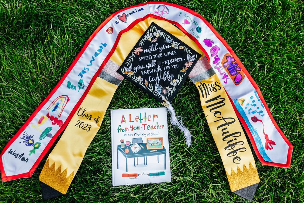 Best Props For a Graduation Session - JENNAKPHOTOS, NJ Photographer ...