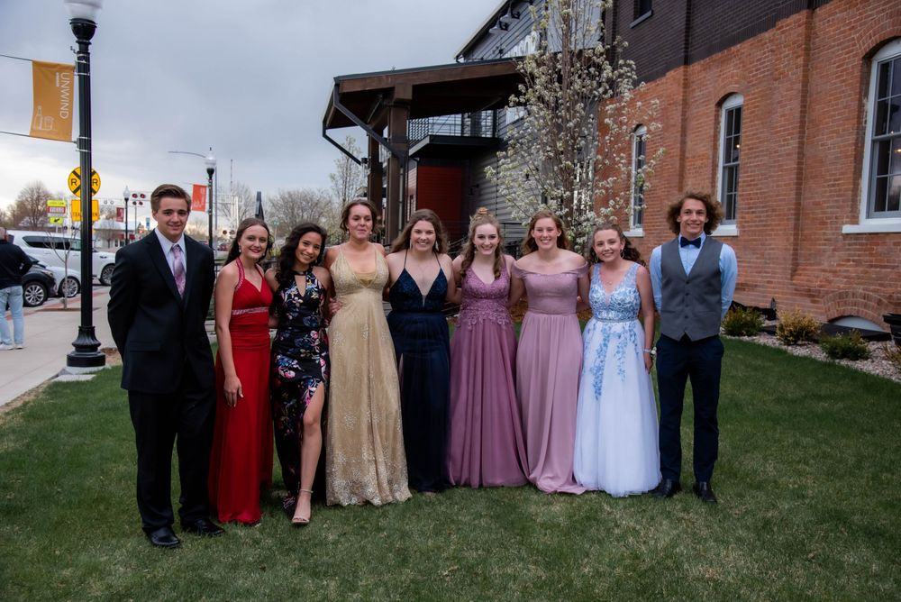 Prom Night 2021 - Natalia Burrows Photography | Waco Family Photographer