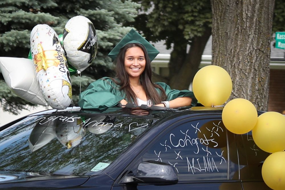 What You Need To Know About Graduation Invites and Announcements ...