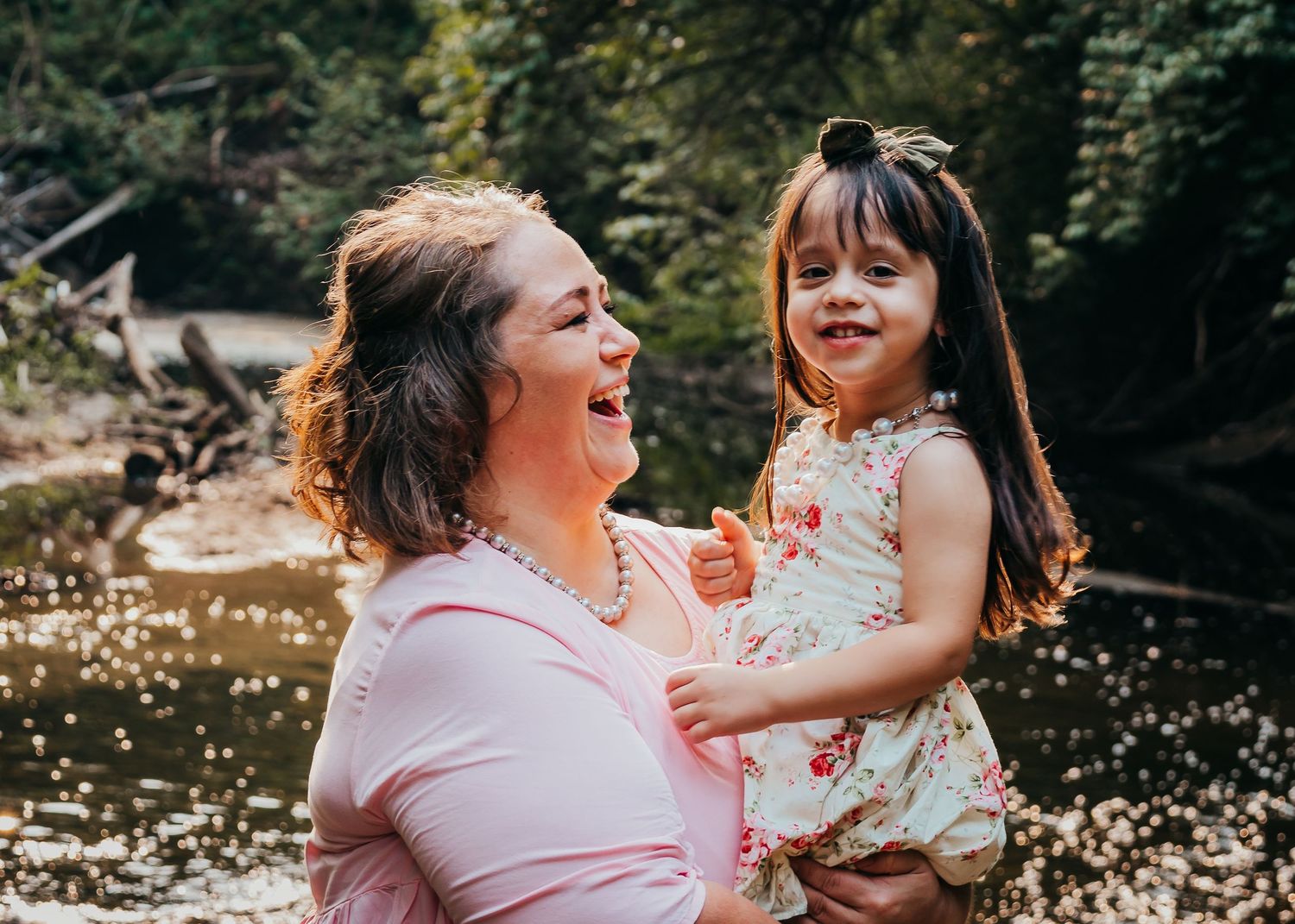 When to Book a Maternity Session - Cheyenne Michelle Photography, LLC