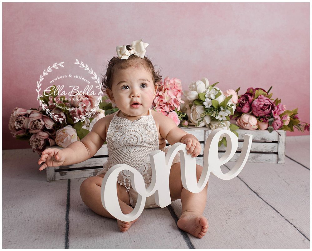 She's ONE! ~ San Antonio One Year Cake Smash Photographer - Ella Bella Photography - San Antonio ...