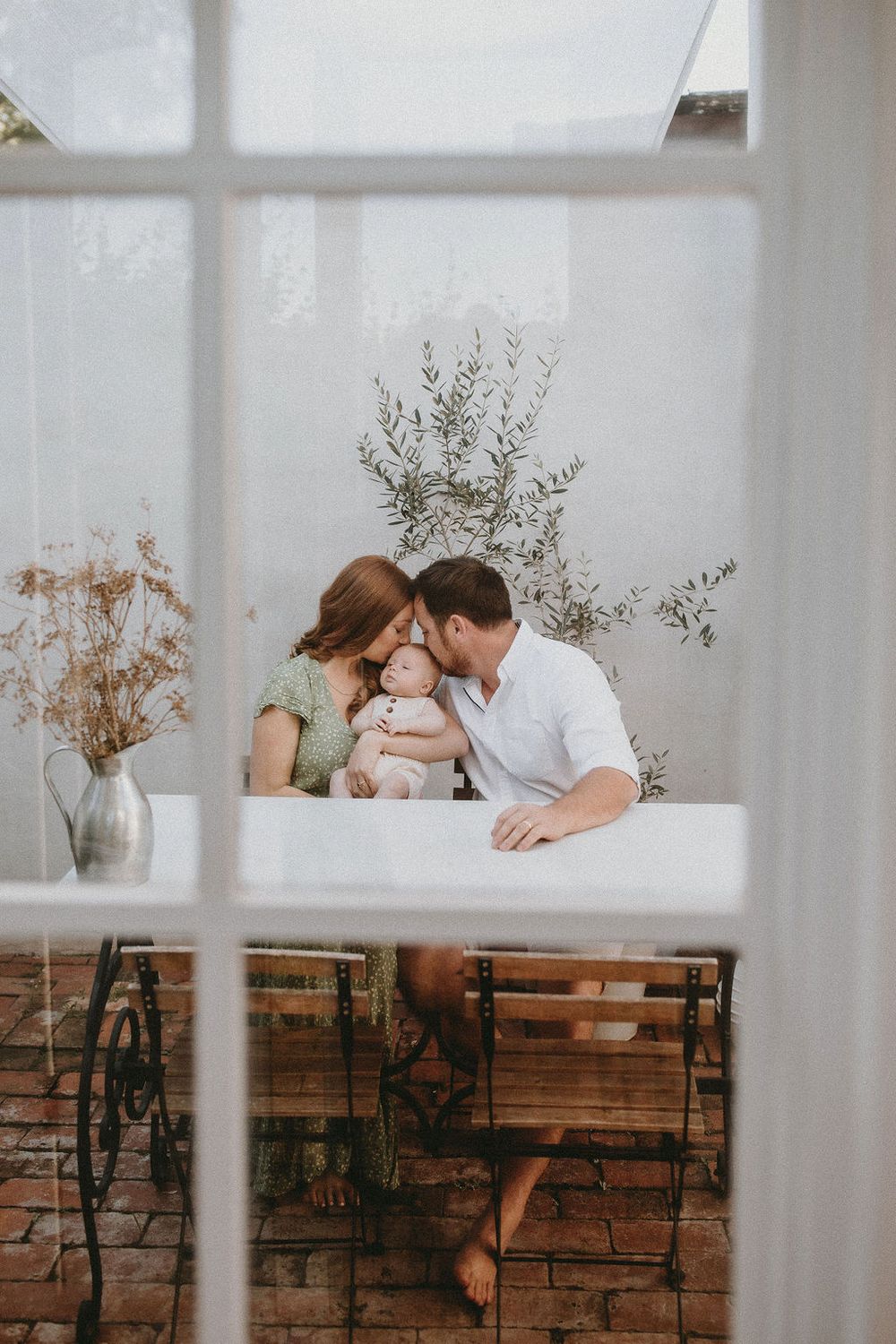 Dubbo Air BNB Family Photos - Emily Louise Photography Dubbo