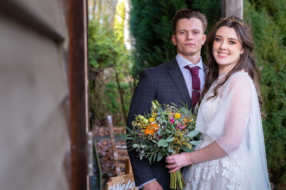 Laura & Jack - A stunning winter wedding at The Oak Tree of Peover ...