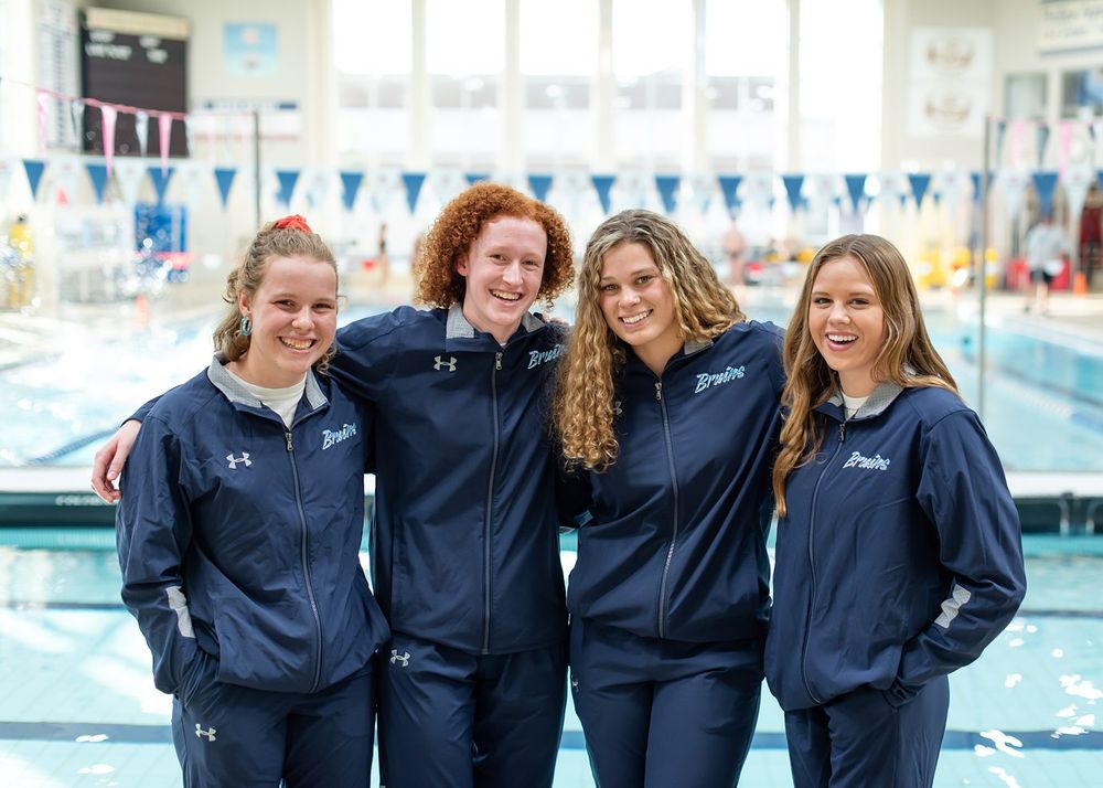 Bartlesville High School BHS 2021-2022 Swim Team - Kristi Bray Photography