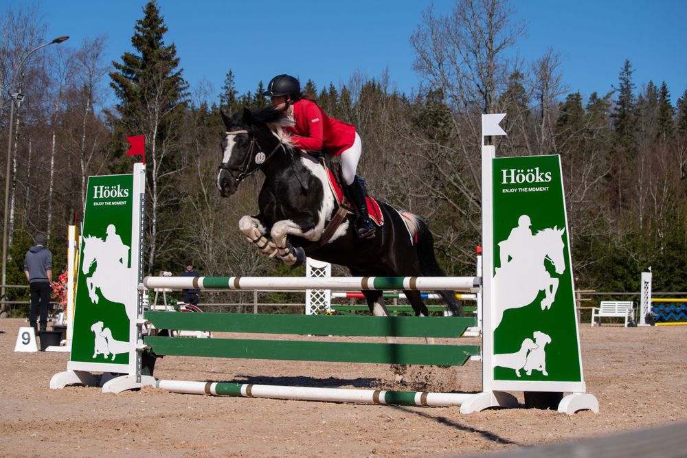 Fotar Sommarhoppet 2023 - Grännabygdens Ryttarförening - Ulrika ...