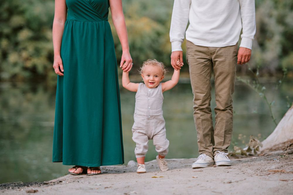 The Darling Ishida Family - Boise Family Portraits - Double Take ...