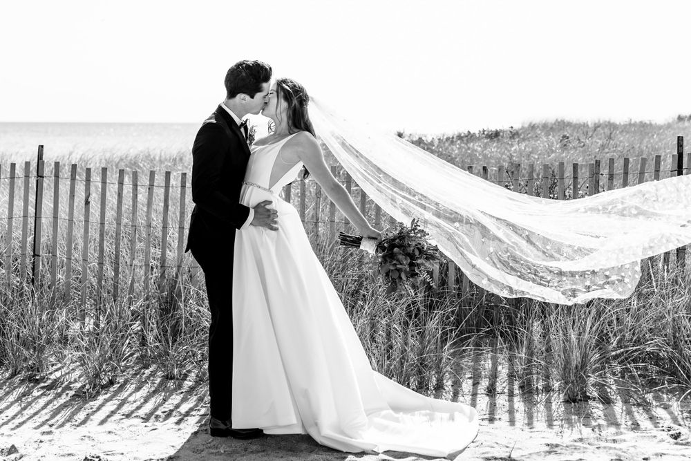 Emily & Peter- The Perfect Mix of Rustic and Beach - Allison Barrett ...