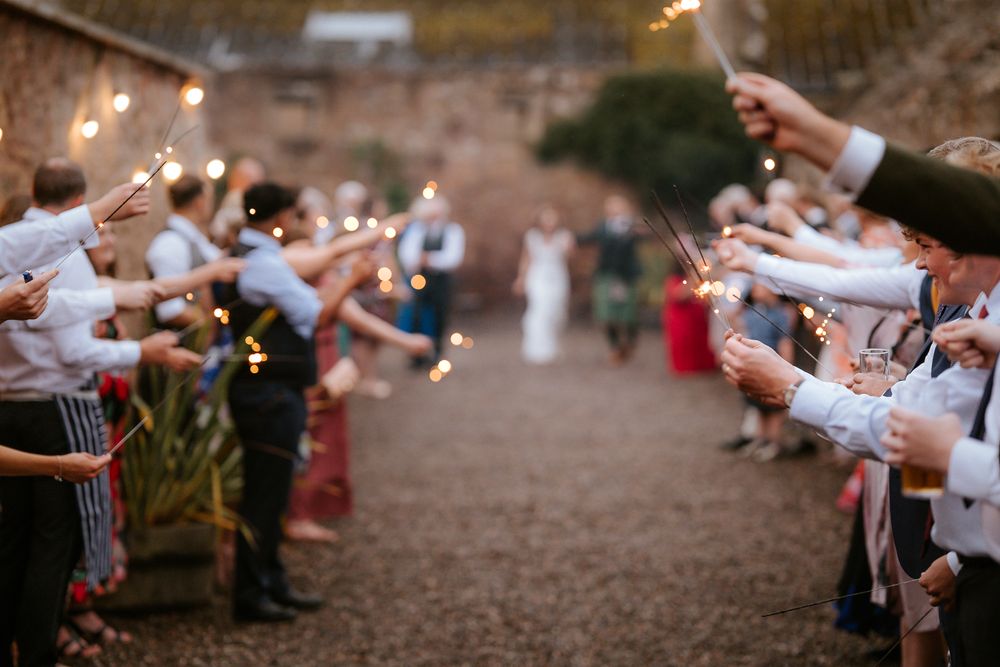 Capturing the Magic: A Guide To Stunning Sparkler Photos on Your ...