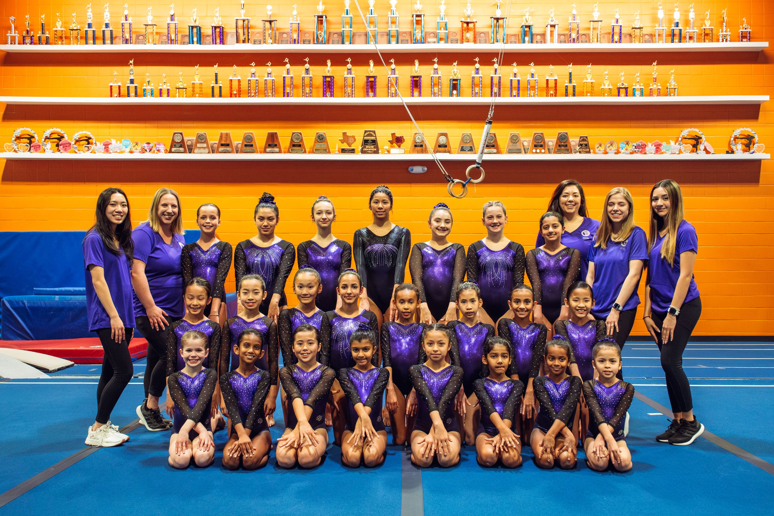 Dallas Cheerleader Photo Sessions: Capturing the Spirit - Eric Aaberg ...
