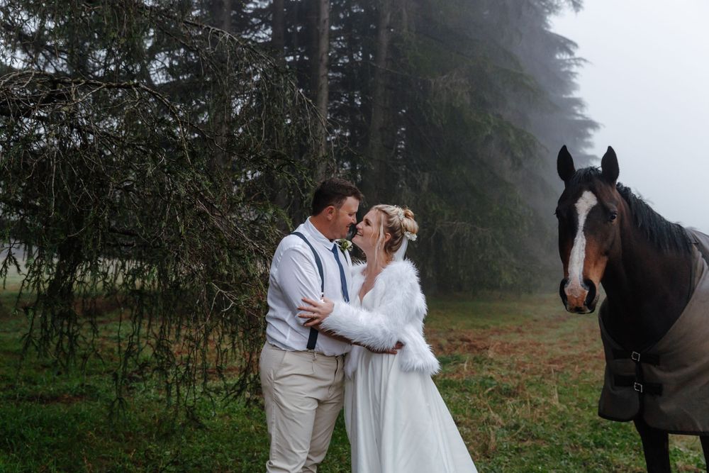 Alice & Jem Wedding - Courtney Dale Photography