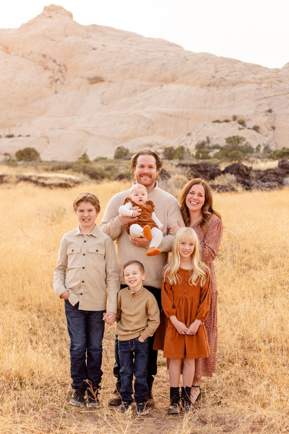 Trevor and Carlee White Family at the White Rocks in Snow Canyon, Utah ...