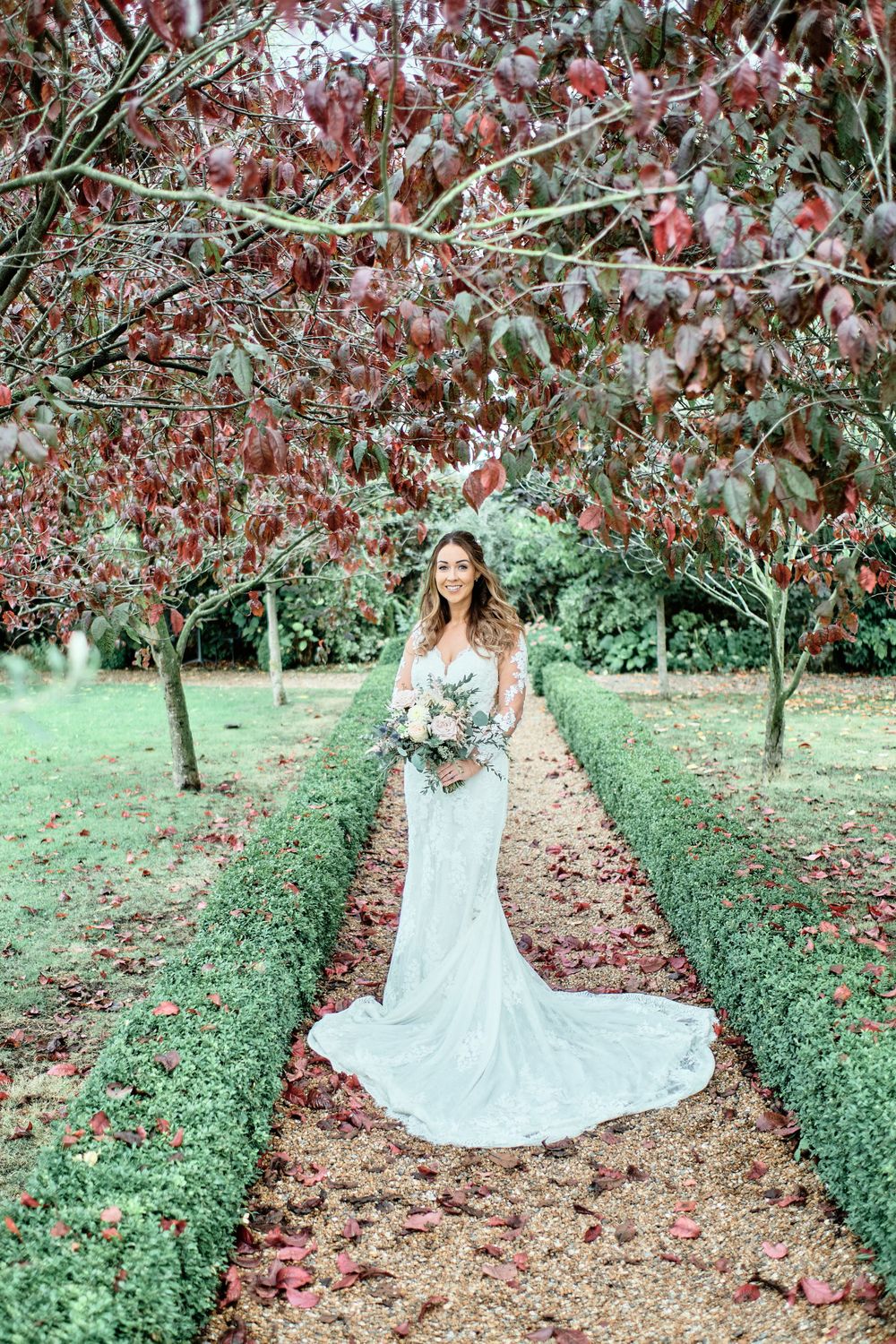 Secret Garden Wedding of Becki and Darren - Howling Basset Wedding ...