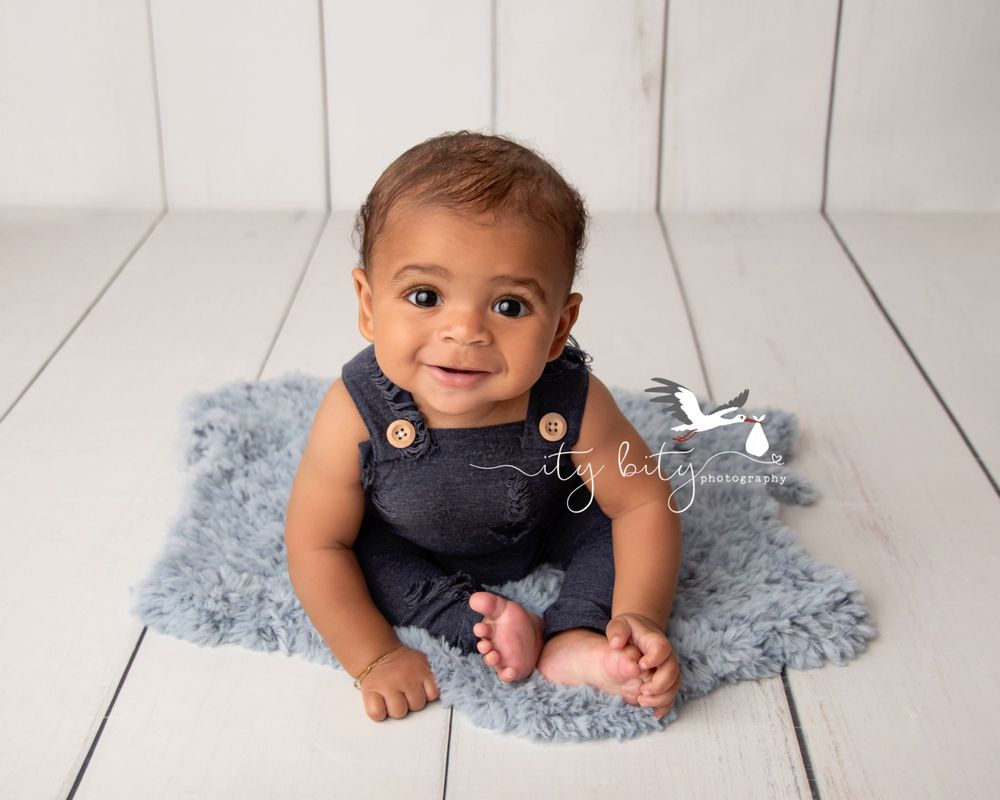 Baby José Ramírez | 6 Month Sitting Milestone | Avon Ohio Photography - Ity Bity Photography in ...