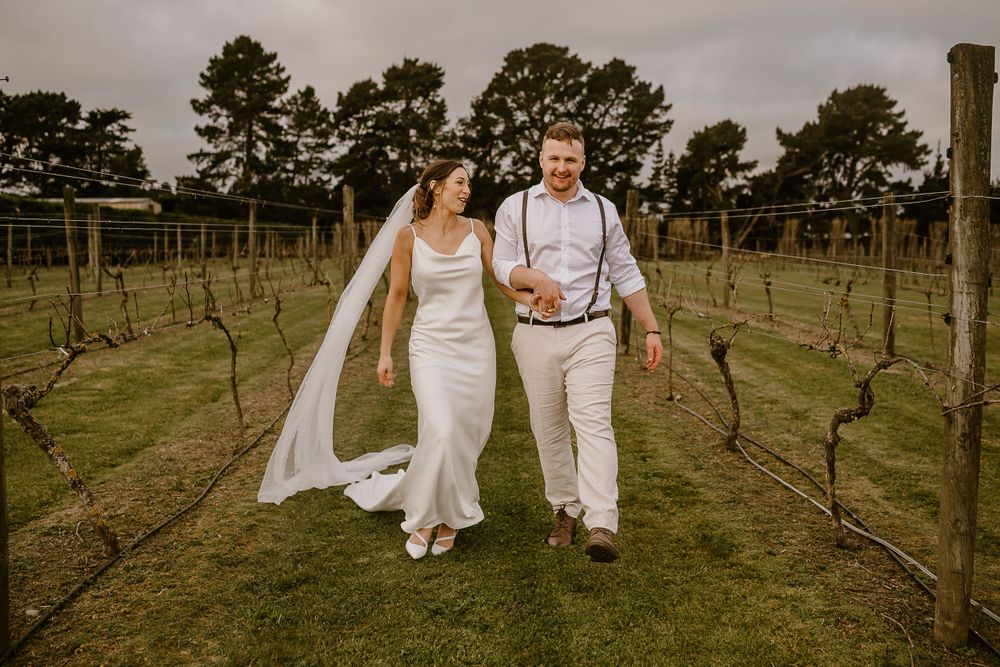 Taylor and Chris - Larcomb Vineyard - Libby Ellmers Photography ...