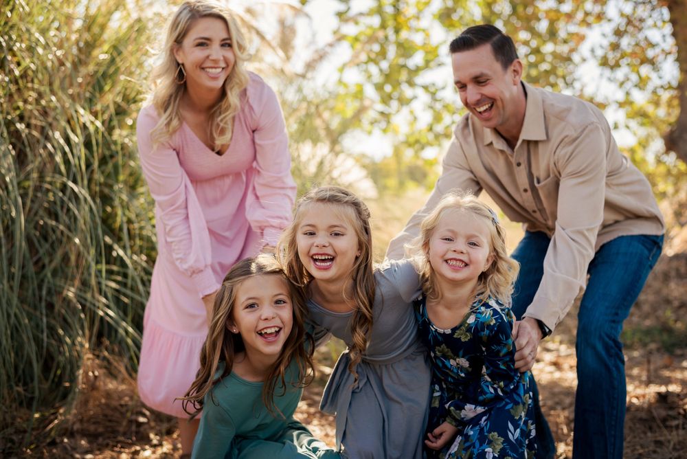 Strike a Pose! Overcoming camera shyness with ease - Andrea Ferreri ...