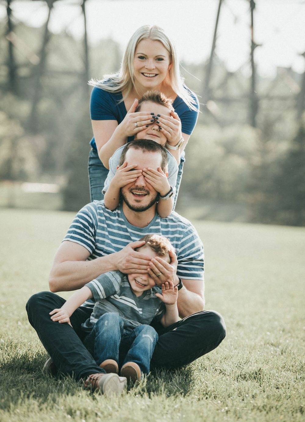 Family Portrait Photography: Tips for a Memorable Session - Art ...