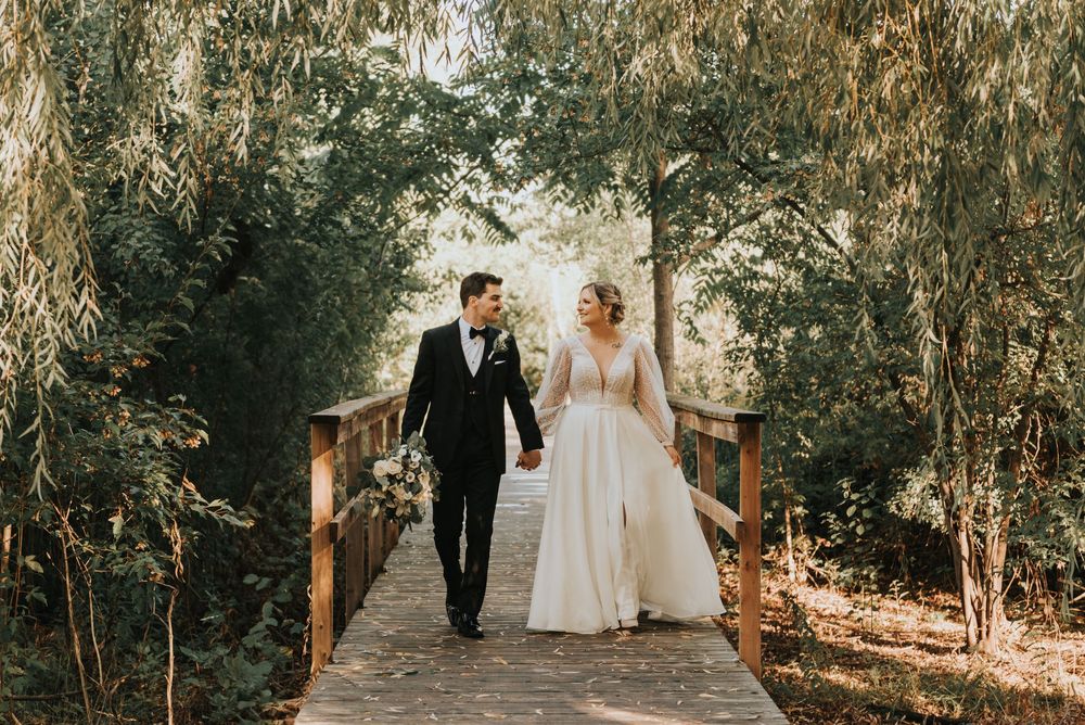 Gabrielle & Samuel's Wedding Day in St-Constant - Anne-Marie Lagacé ...