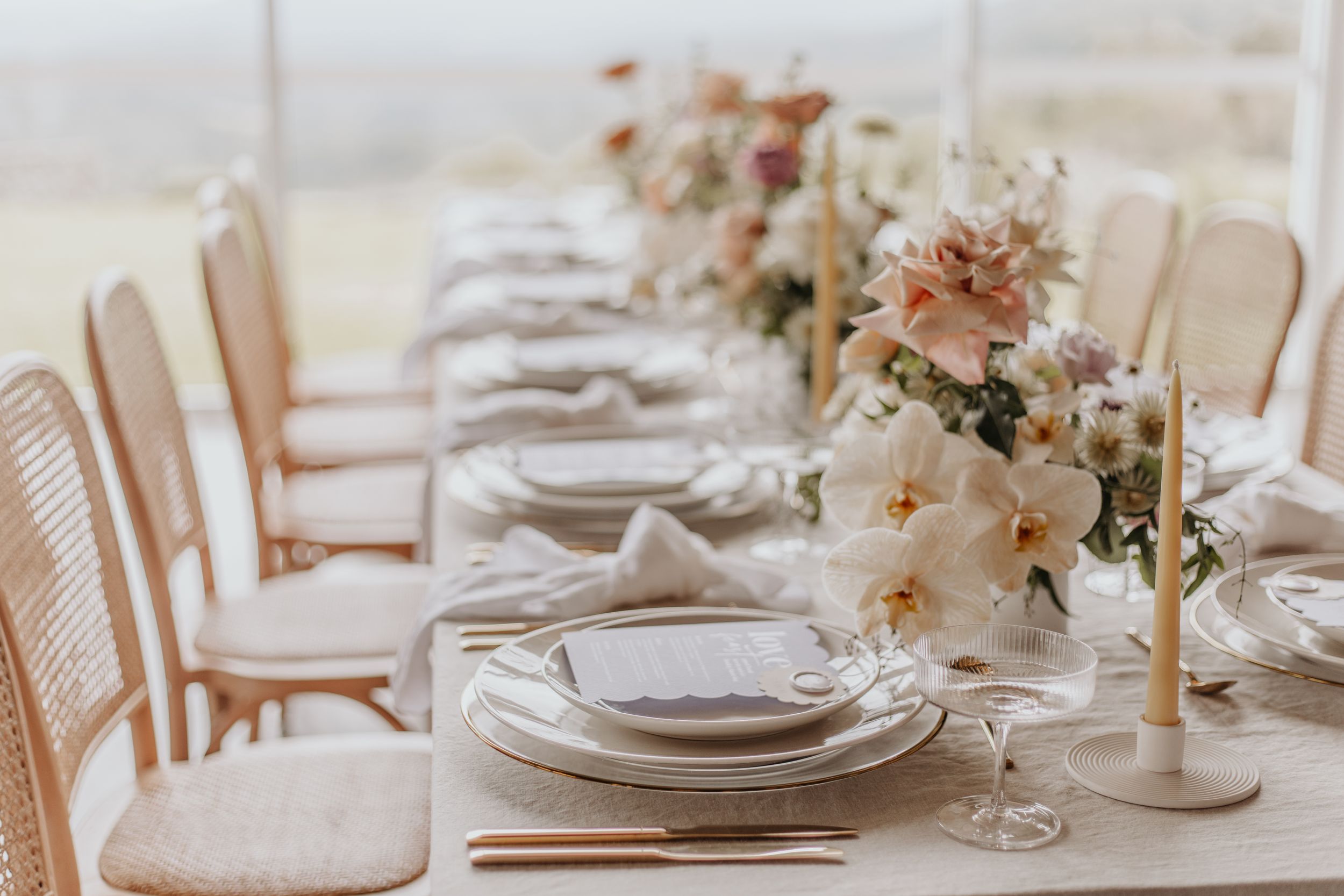 how to - crafting the most beautiful reception tablescapes - One Wild ...