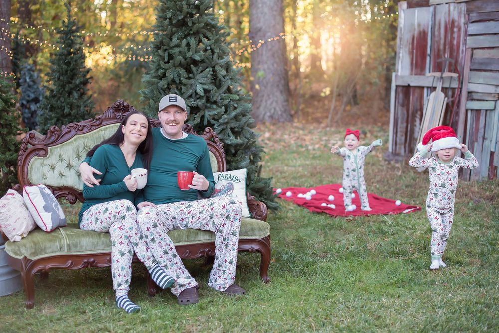 Christmas Minis 2023 | Part 2 - Holly Butler Photography