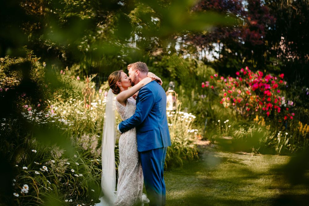 Brett + Zoe | A Little Inn on Pleasant Bay - Orleans, MA - Merrisa ...