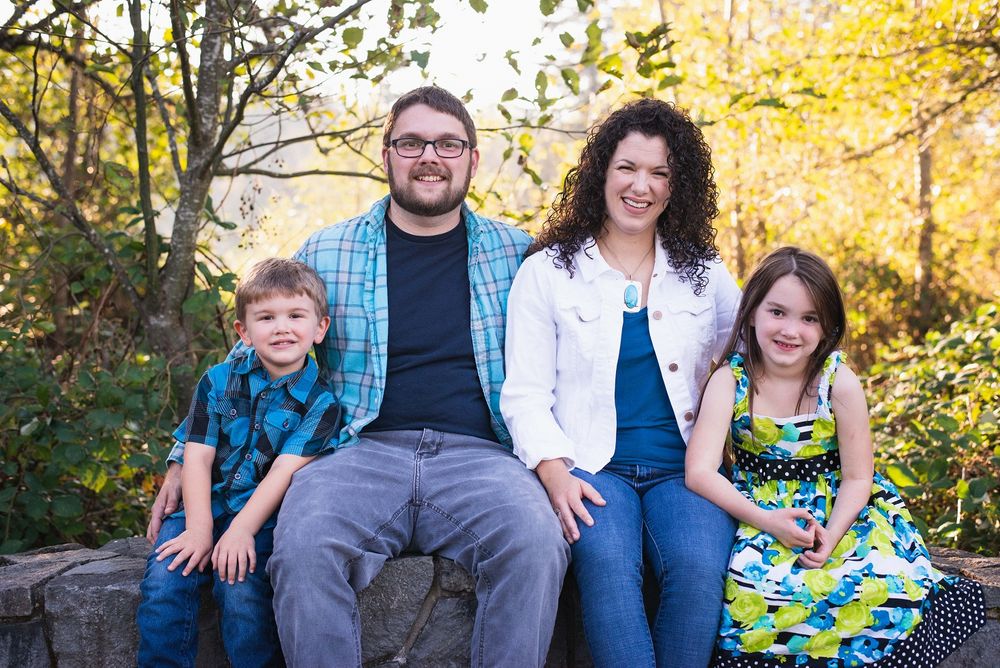Hendrix Family (Troutdale Family Session) - Stephanie Ellice Photography