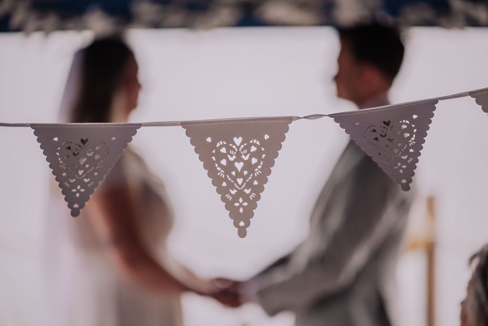 Luisa & Chris - Destinationsbröllop i Hällefors - Bröllopsfotograf i ...