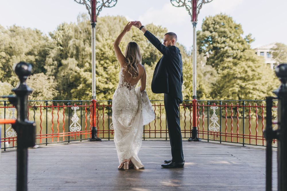 Ailish & Matt - The Old Palace - Livi Edwards Photography