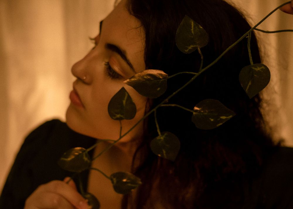 Late Night Photoshoot In My Apartment - Sabrina Regier Photo