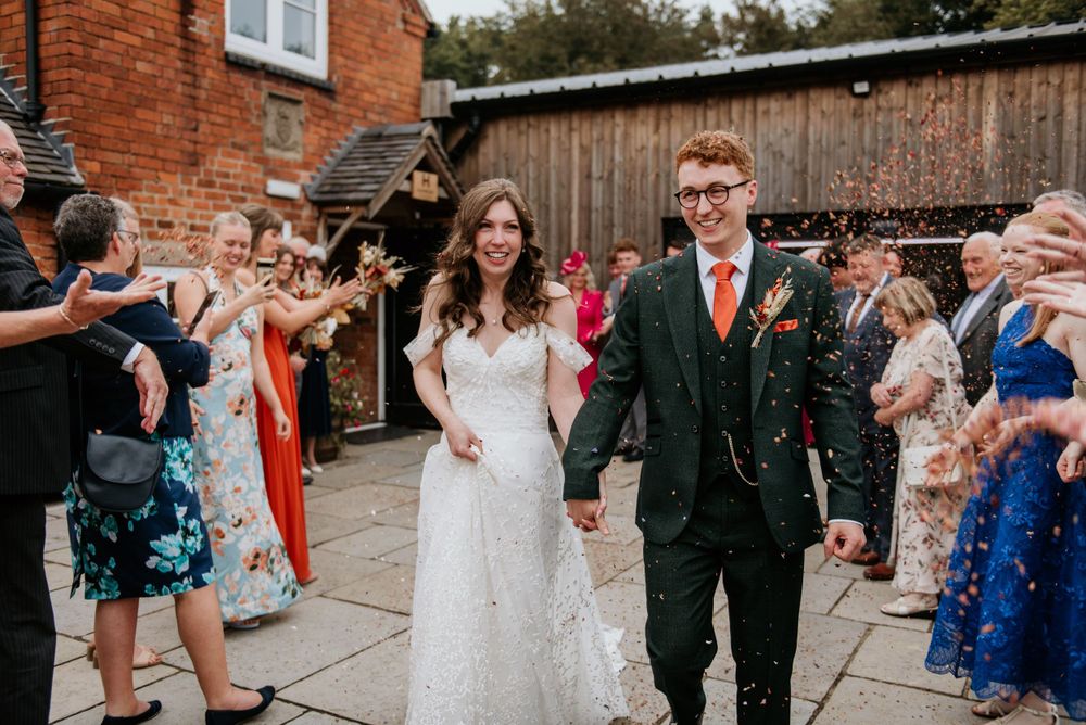 Harry & Claire Hanbury Barns wedding photography - Charlie & Em Photography