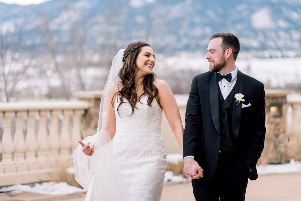 Emily & Mitchell | The Pinery At The Hill Wedding - Allison Easterling ...